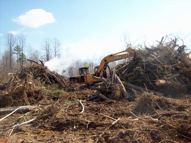 Units Run Heavy Equipment Fire - Mechanicsville VFD