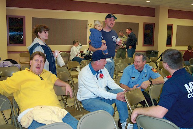 MVFD Christmas Party 2000 - Children Await a Visit from Santa Claus ...